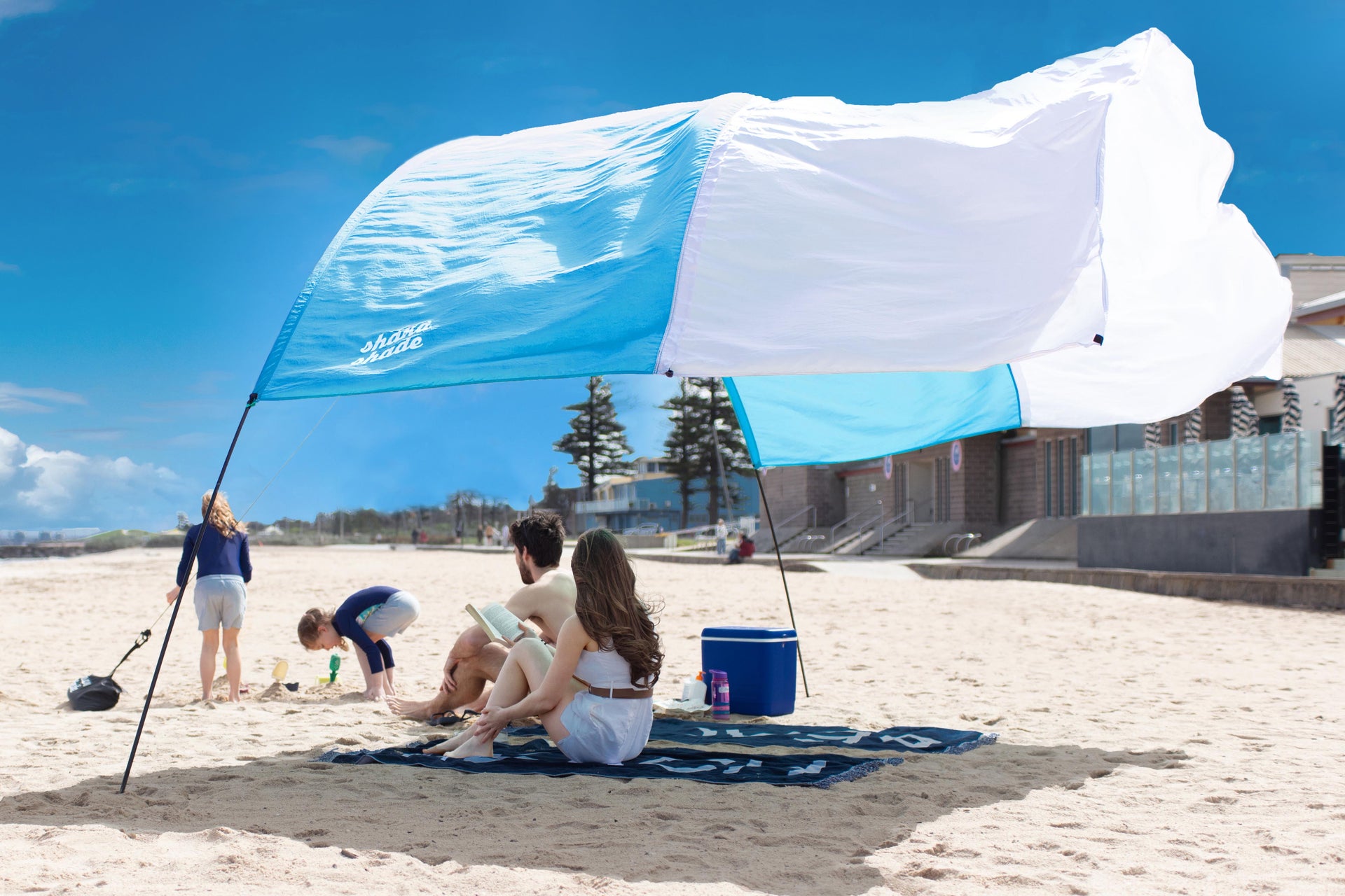 Australia's Wind-Powered Beach Shade – Shaka Shade
